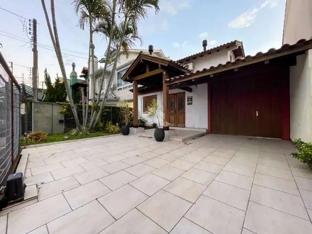 Casa / Sobrado para Venda em Porto Alegre/RS Ipanema 3 Quartos