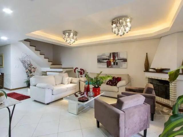 Casa / Sobrado para Venda em Porto Alegre/RS Ipanema 3 Quartos