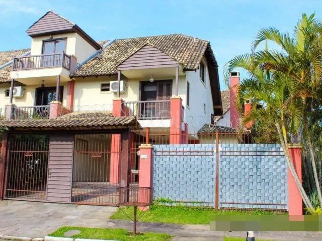Casa / Sobrado para Venda em Porto Alegre/RS Ipanema 3 Quartos