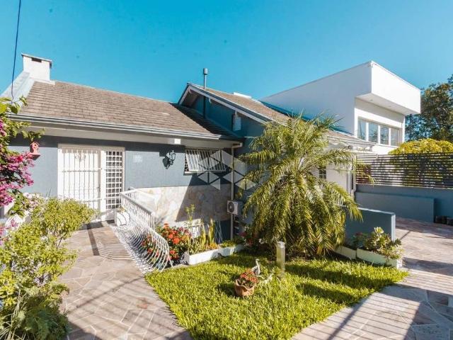 Casa / Sobrado para Venda em Porto Alegre/RS Ipanema 3 Quartos