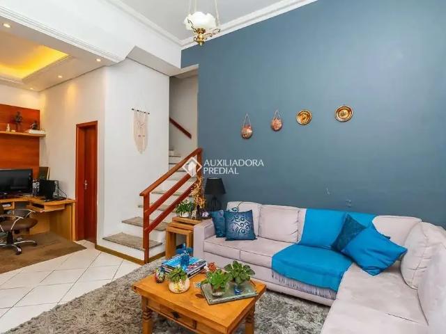 Casa / Sobrado para Venda em Porto Alegre/RS Ipanema 3 Quartos