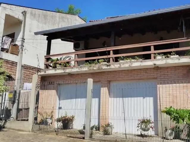 Casa / Sobrado para Venda em Porto Alegre/RS Ipanema 3 Quartos