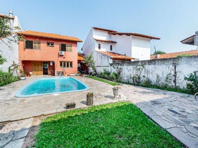 Casa / Sobrado para Venda em Porto Alegre/RS Ipanema 3 Quartos