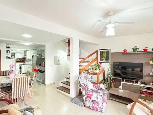 Casa / Sobrado para Venda em Porto Alegre/RS Ipanema 3 Quartos