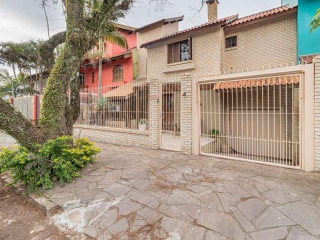 Casa / Sobrado para Venda em Porto Alegre/RS Ipanema 3 Quartos