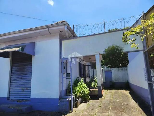 Casa / Sobrado para Venda em Porto Alegre/RS Ipanema 3 Quartos