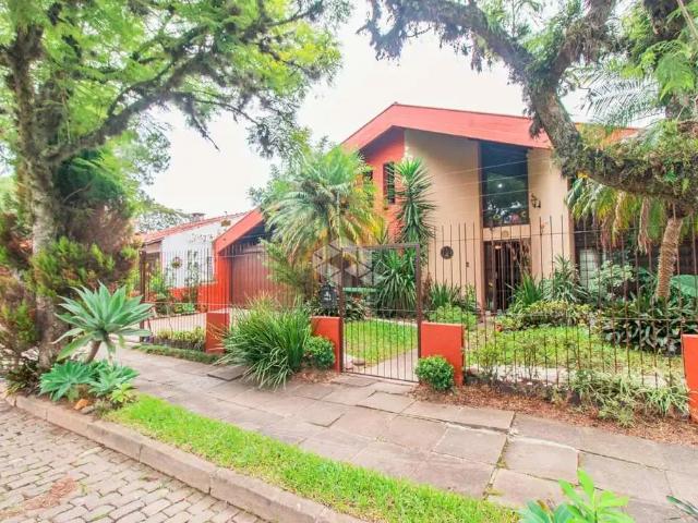 Casa / Sobrado para Venda em Porto Alegre/RS Ipanema 3 Quartos