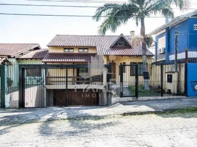 Casa / Sobrado para Venda em Porto Alegre/RS Ipanema 3 Quartos