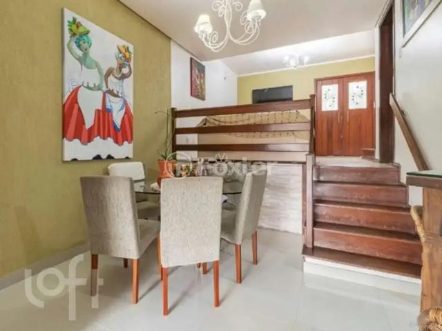 Casa / Sobrado para Venda em Porto Alegre/RS Ipanema 3 Quartos