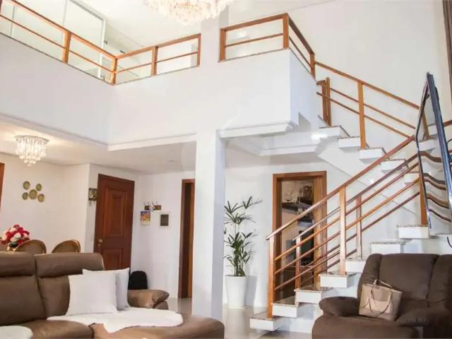 Casa / Sobrado para Venda em Porto Alegre/RS Ipanema 3 Quartos