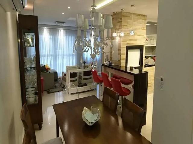 Casa / Sobrado para Venda em Porto Alegre/RS Ipanema 3 Quartos
