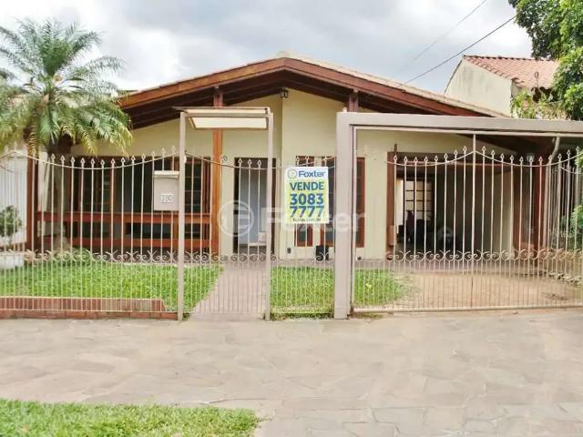 Casa / Sobrado para Venda em Porto Alegre/RS Ipanema 3 Quartos