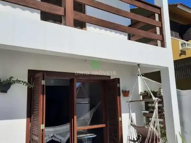Casa / Sobrado para Venda em Porto Alegre/RS Ipanema 3 Quartos