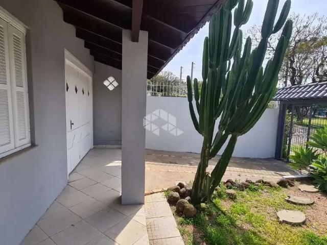 Casa / Sobrado para Venda em Porto Alegre/RS Ipanema 3 Quartos