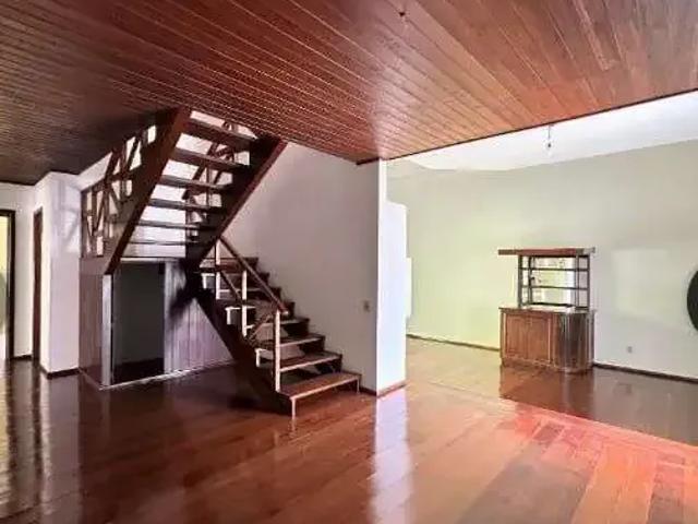 Casa / Sobrado para Venda em Porto Alegre/RS Ipanema 3 Quartos