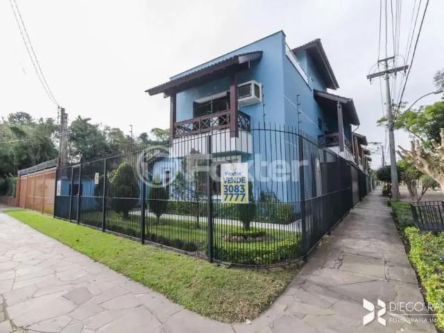 Casa / Sobrado para Venda em Porto Alegre/RS Ipanema 3 Quartos