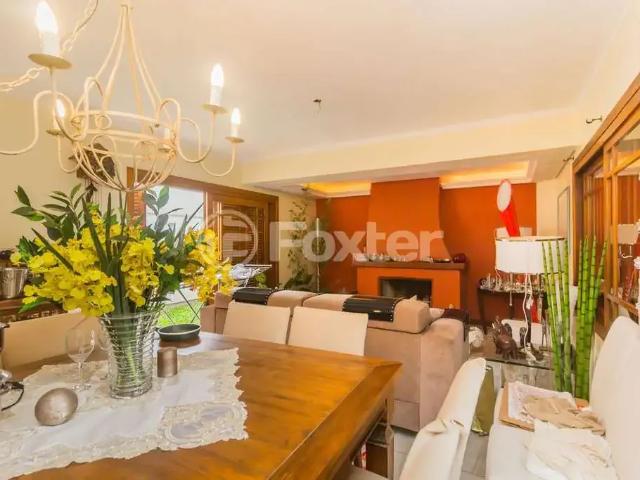 Casa / Sobrado para Venda em Porto Alegre/RS Ipanema 3 Quartos