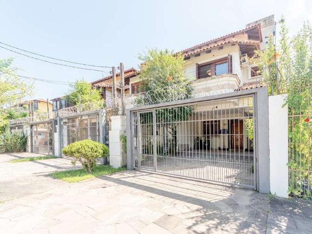 Casa / Sobrado para Venda em Porto Alegre/RS Ipanema 3 Quartos