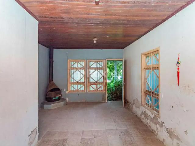 Casa / Sobrado para Venda em Porto Alegre/RS Ipanema 3 Quartos