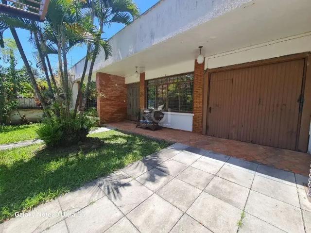 Casa / Sobrado para Venda em Porto Alegre/RS Ipanema 3 Quartos
