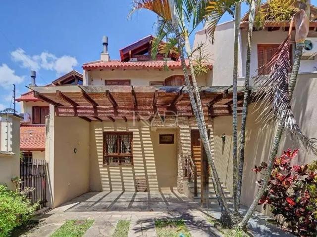 Casa / Sobrado para Venda em Porto Alegre/RS Ipanema 3 Quartos