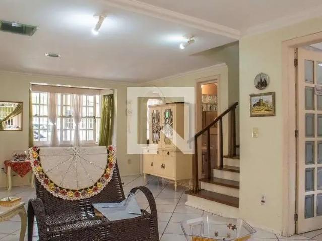 Casa / Sobrado para Venda em Porto Alegre/RS Ipanema 3 Quartos