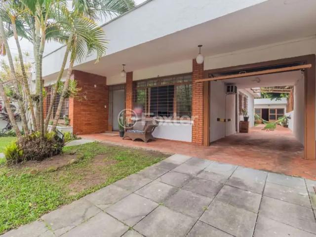 Casa / Sobrado para Venda em Porto Alegre/RS Ipanema 3 Quartos
