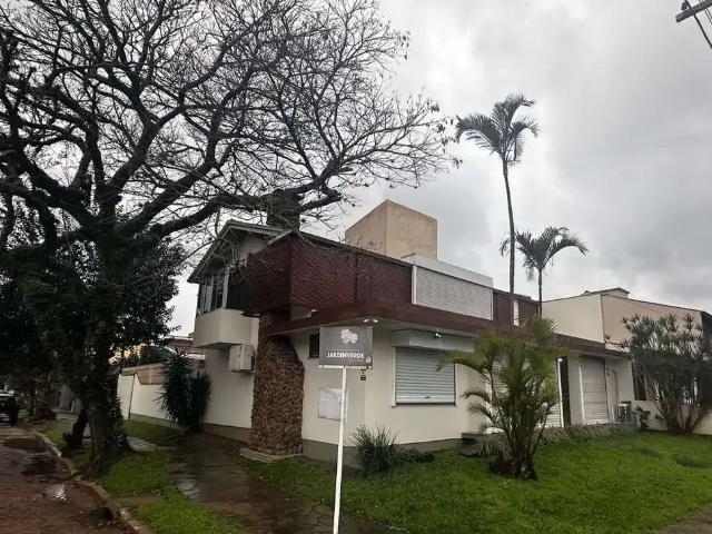 Casa / Sobrado para Venda em Porto Alegre/RS Ipanema 3 Quartos