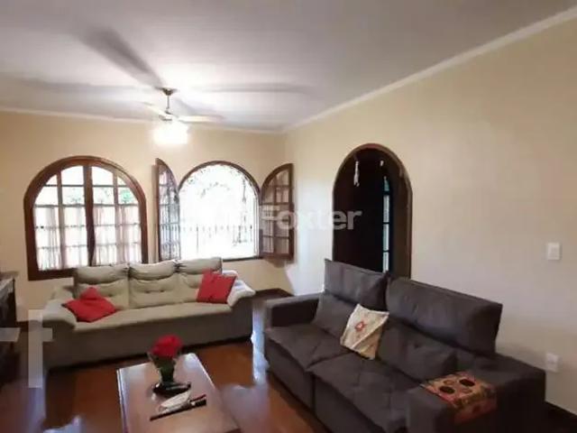 Casa / Sobrado para Venda em Porto Alegre/RS Ipanema 3 Quartos