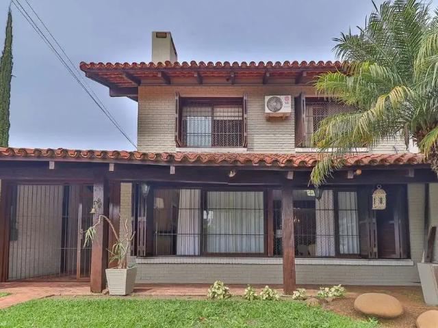 Casa / Sobrado para Venda em Porto Alegre/RS Ipanema 3 Quartos
