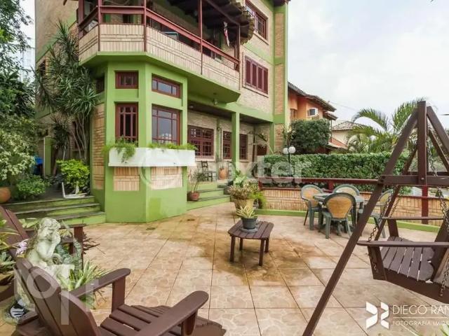 Casa / Sobrado para Venda em Porto Alegre/RS Ipanema 3 Quartos