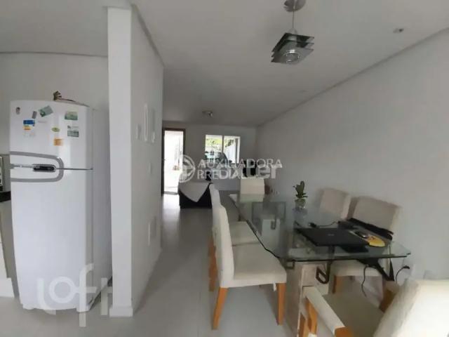 Casa / Sobrado para Venda em Porto Alegre/RS Ipanema 3 Quartos