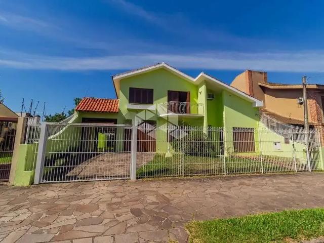 Casa / Sobrado para Venda em Porto Alegre/RS Ipanema 3 Quartos