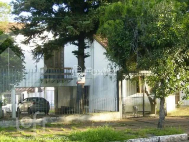 Casa / Sobrado para Venda em Porto Alegre/RS Ipanema 3 Quartos