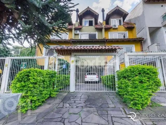 Casa / Sobrado para Venda em Porto Alegre/RS Ipanema 3 Quartos