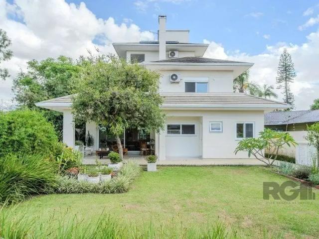 Casa / Sobrado para Venda em Porto Alegre/RS Ipanema 3 Quartos