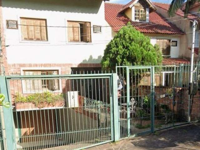 Casa / Sobrado para Venda em Porto Alegre/RS Ipanema 3 Quartos