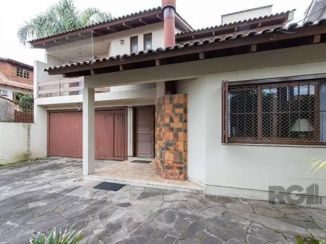 Casa / Sobrado para Venda em Porto Alegre/RS Ipanema 3 Quartos
