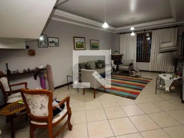 Casa / Sobrado para Venda em Porto Alegre/RS Ipanema 3 Quartos