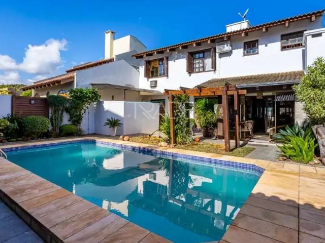 Casa / Sobrado para Venda em Porto Alegre/RS Ipanema 3 Quartos