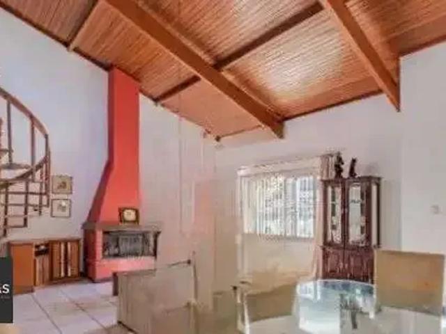 Casa / Sobrado para Venda em Porto Alegre/RS Ipanema 3 Quartos