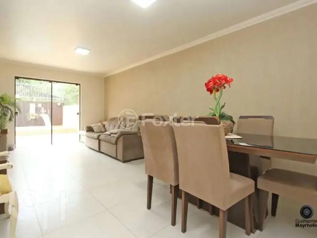 Casa / Sobrado para Venda em Porto Alegre/RS Ipanema 3 Quartos