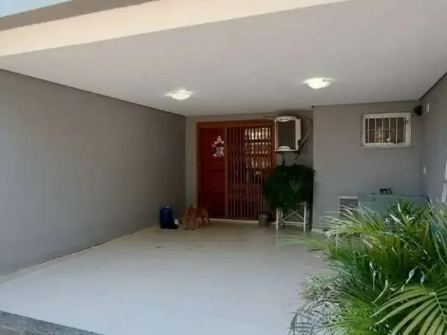 Casa / Sobrado para Venda em Porto Alegre/RS Ipanema 3 Quartos