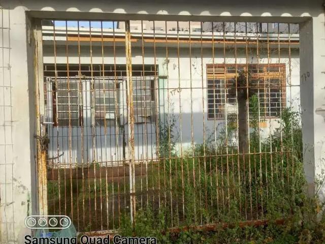 Casa / Sobrado para Venda em Porto Alegre/RS Ipanema 3 Quartos
