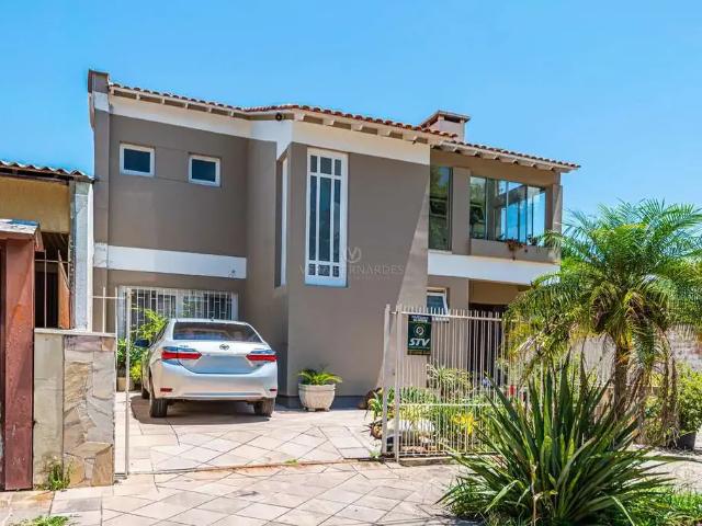 Casa / Sobrado para Venda em Porto Alegre/RS Ipanema 3 Quartos