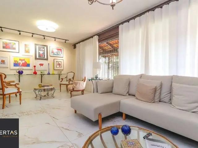 Casa / Sobrado para Venda em Porto Alegre/RS Ipanema 3 Quartos
