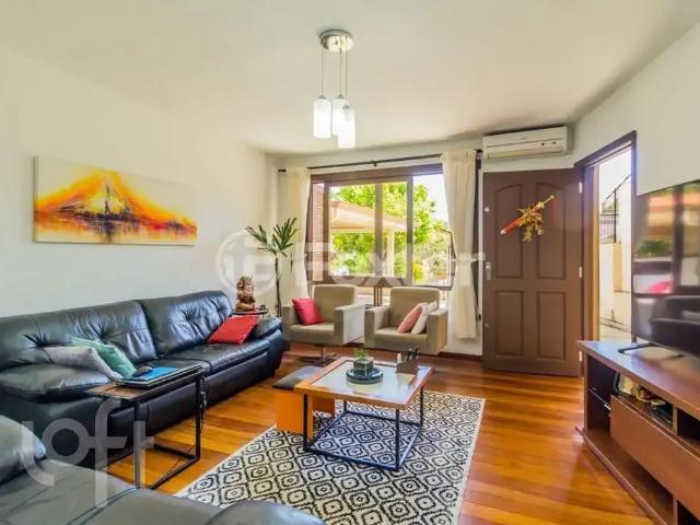 Casa / Sobrado para Venda em Porto Alegre/RS Ipanema 3 Quartos