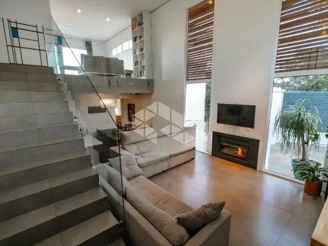 Casa / Sobrado para Venda em Porto Alegre/RS Ipanema 3 Quartos