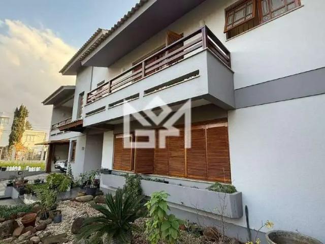 Casa / Sobrado para Venda em Porto Alegre/RS Ipanema 3 Quartos