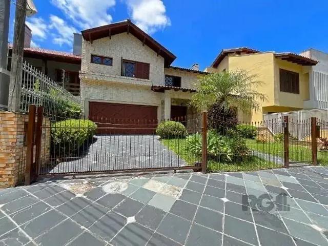 Casa / Sobrado para Venda em Porto Alegre/RS Ipanema 3 Quartos